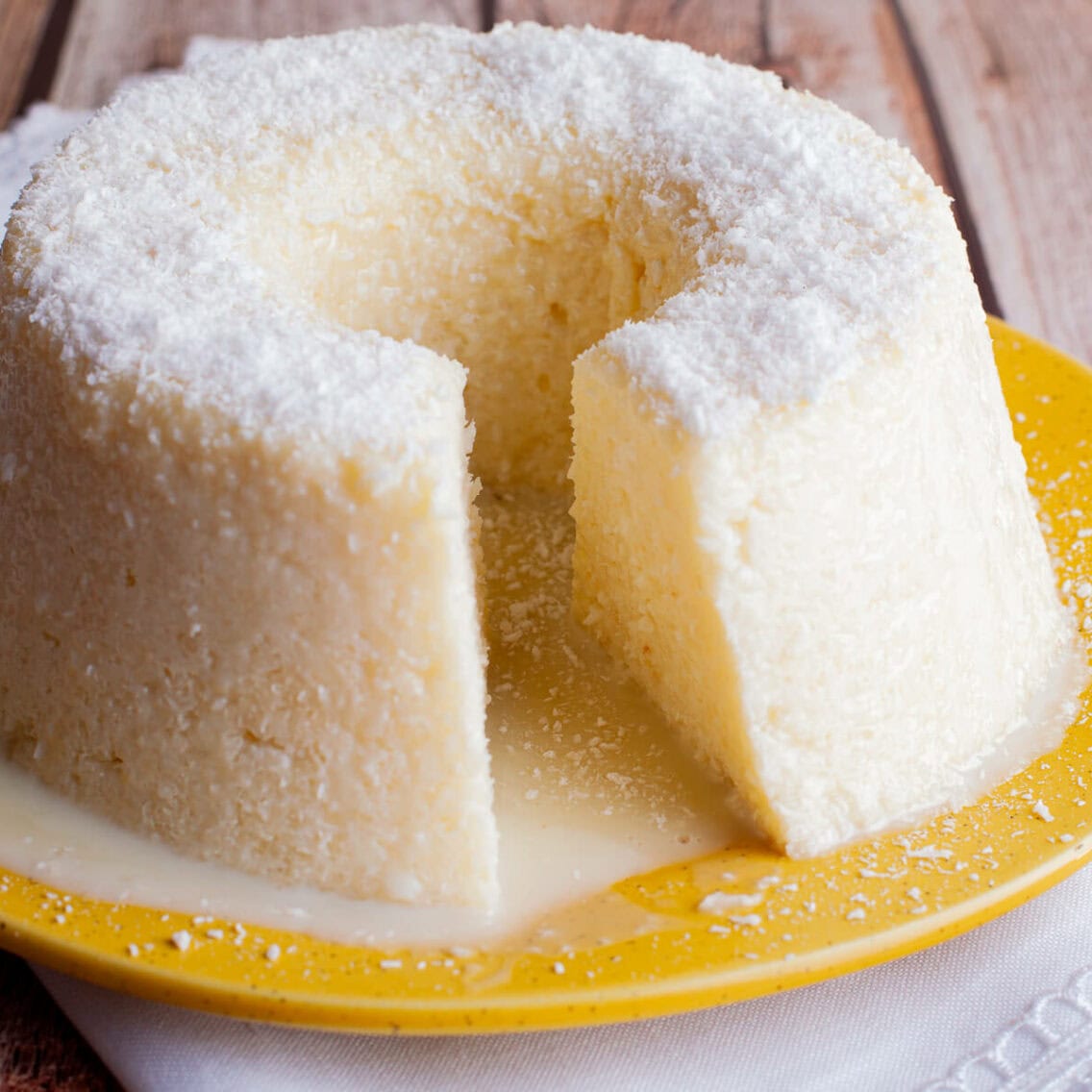 Bolo de tapioca - receita fácil que não precisa ir pro forno