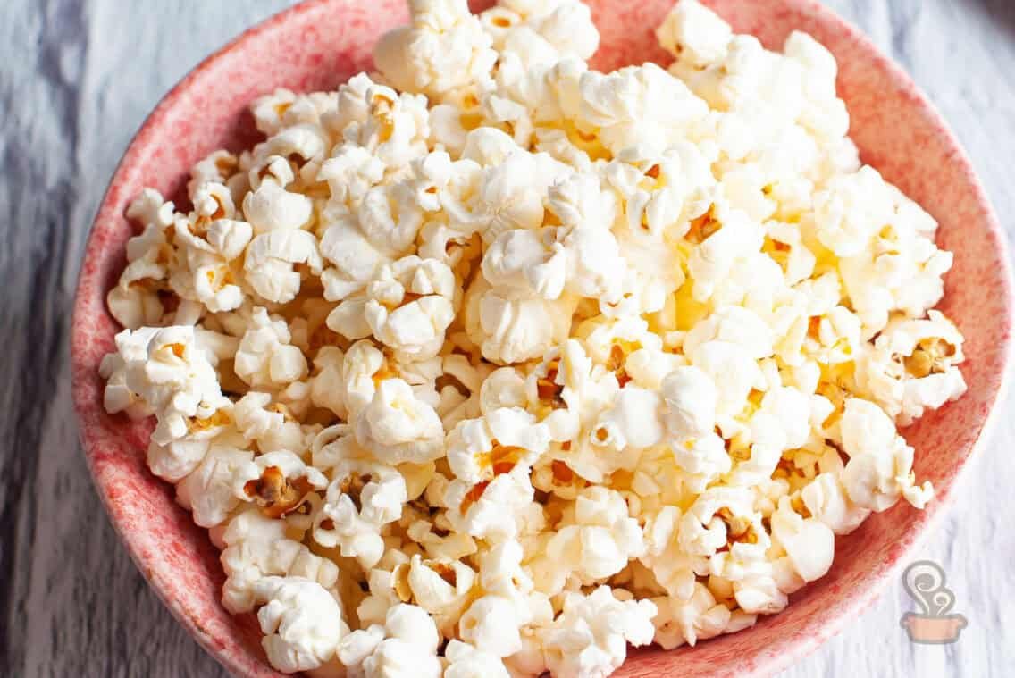 Pipoca de micro-ondas - receita super fácil e saudável!